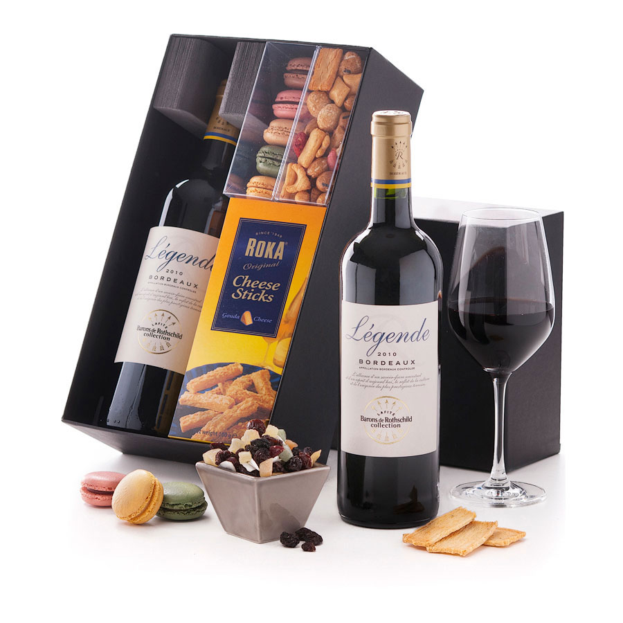 Coffret vin rouge – Table de cuisine